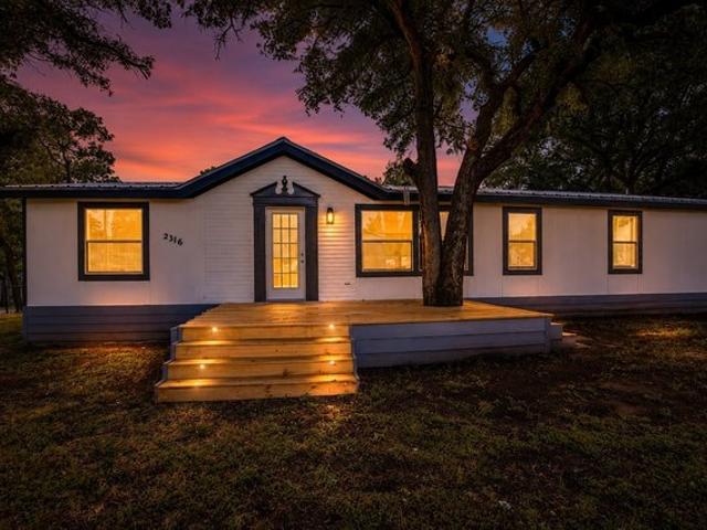 2316 SW 4th Ave, Mineral Wells, TX 76067
