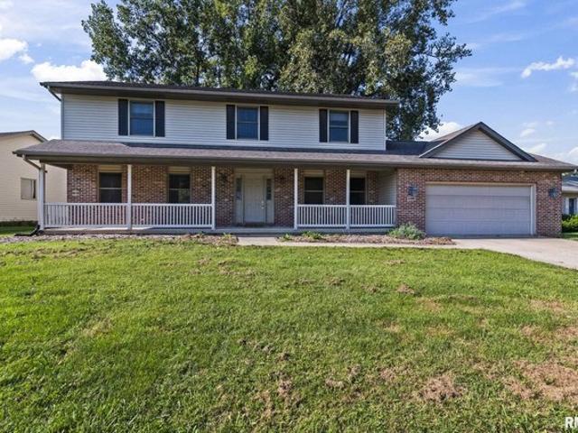 2316 Shabbona Dr, Springfield, IL 62702