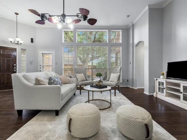 2316 Vetchling Circle