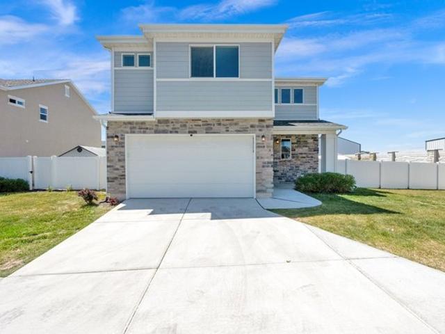 2316 W Lydia Ln S, Syracuse, UT 84075