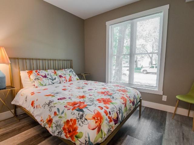 2316 2318 25th Ave South 2 Bedroom Apartment for Rent at 2316 25th Ave S, Minneapolis, MN 55406 Seward