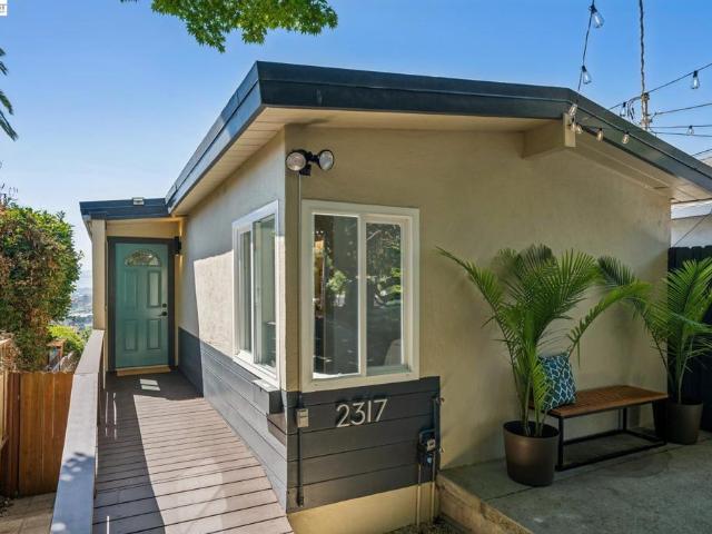 2317 Mira Vista Dr