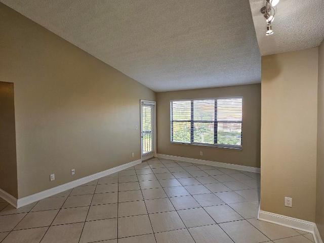 2317 N Congress Ave, Unit 33, Boynton Beach, FL 33426 | MLS #B26016 | Compass