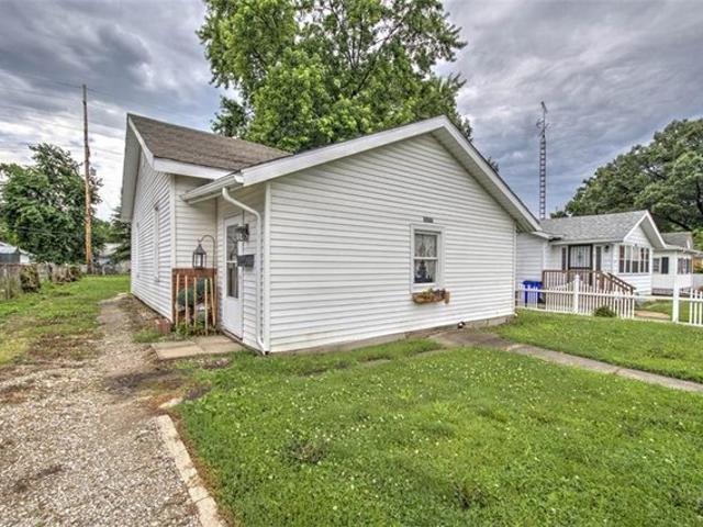 2317 E Eldorado St, Decatur, IL 62521
