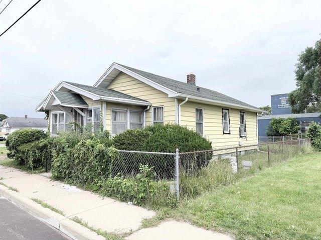2317 Linden St, South Bend, IN 46628