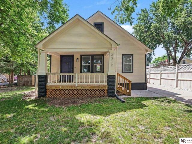 2317 S 18th St, Lincoln, NE 68502