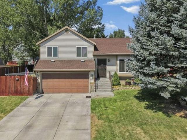 2317 Sierra Dr, Elko, NV 89801