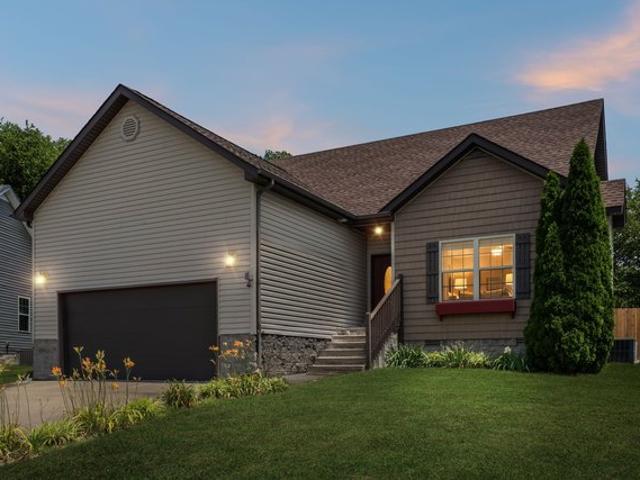 2317 Spike Ct, Clarksville, TN 37040