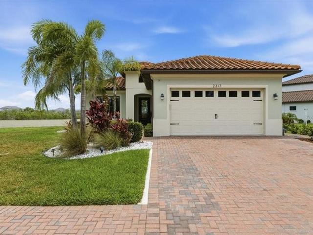 2317 5th St E, Palmetto, FL 34221