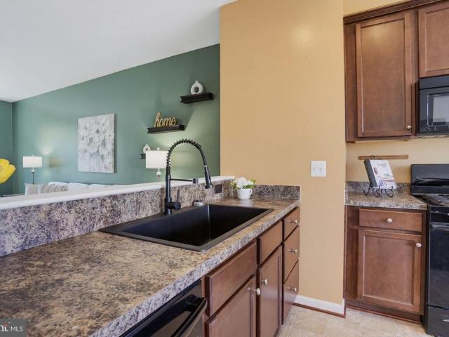 23189 Foxglove Street