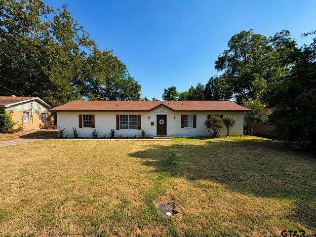 2318 McKenzie Dr, Tyler, TX 75701