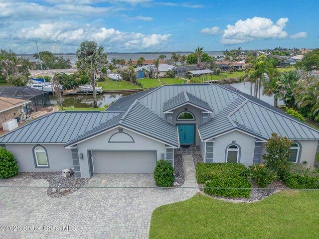 2318 N Riverside Dr, Indialantic, FL 32903
