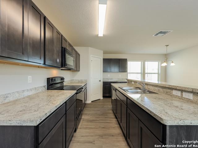 2318 Applewhite Meadow