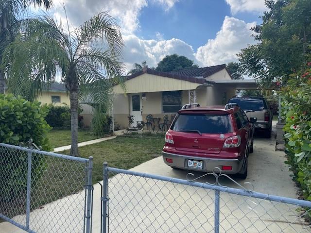 2318 Coolidge St, Hollywood, FL 33020 | MLS #F10491 | Compass