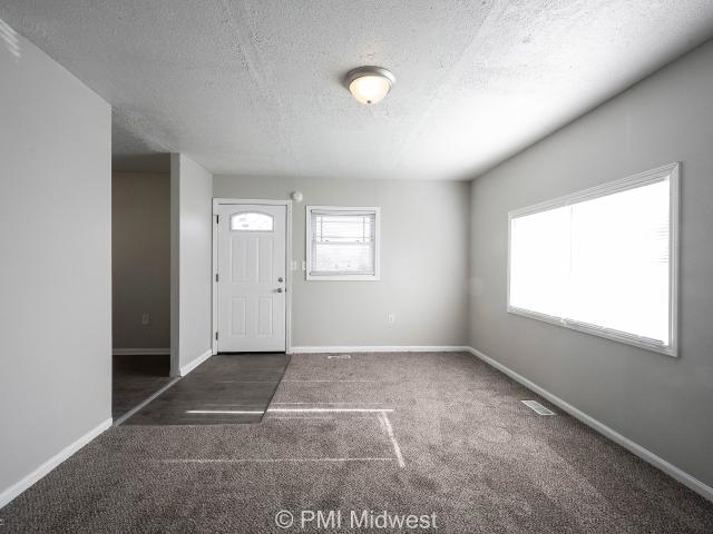 2318 Groff Avenue