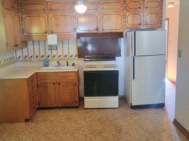 2318 Sylvania Ave