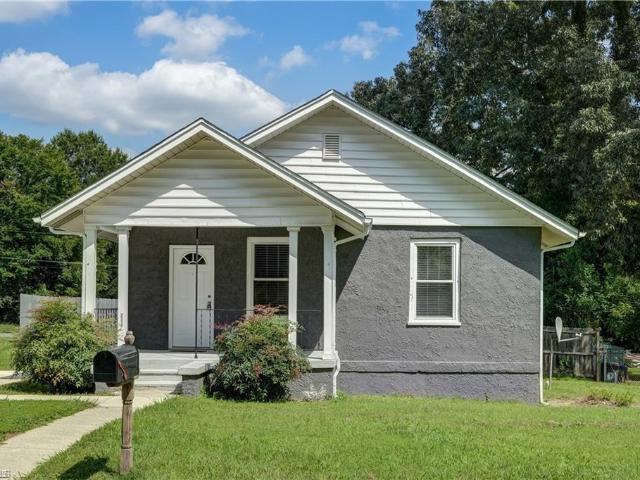2318 Spruce St, Greensboro, NC 27405 | MLS #1210 | Compass
