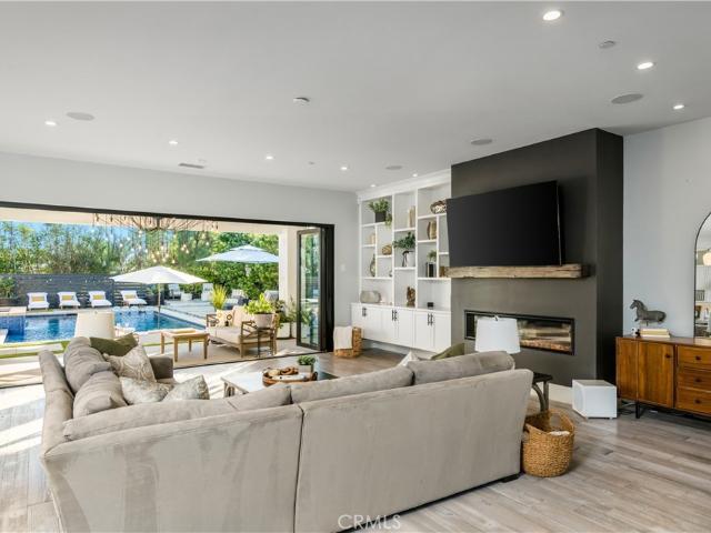 2318 Vista Grande