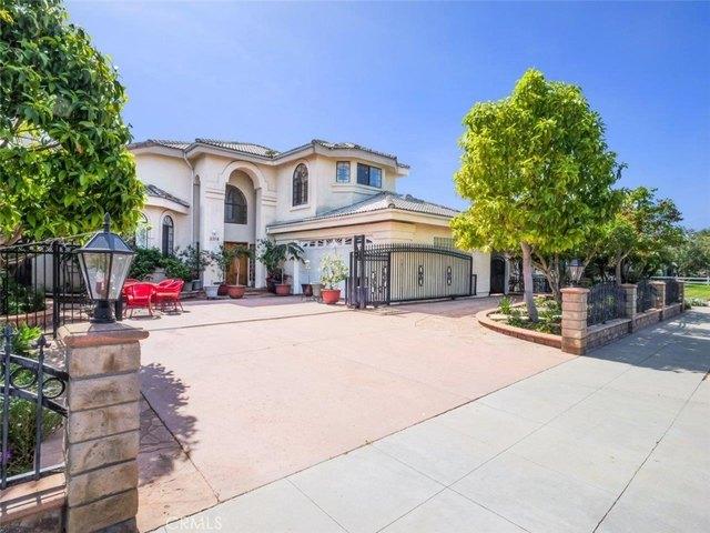 2318 W 154th St, Gardena, CA 90249