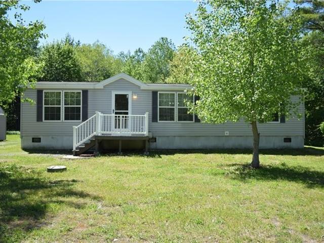 23195 Cemetery Rd, Felts Mills, NY 13638