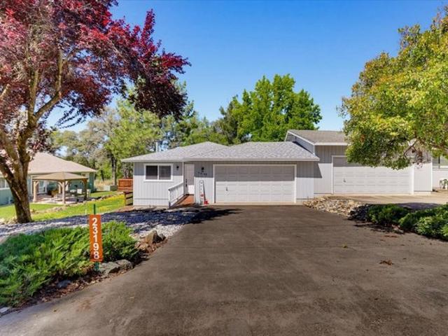 23198 Lone Pine Dr, Auburn, CA 95602