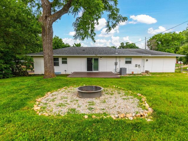 2319 magnolia ct