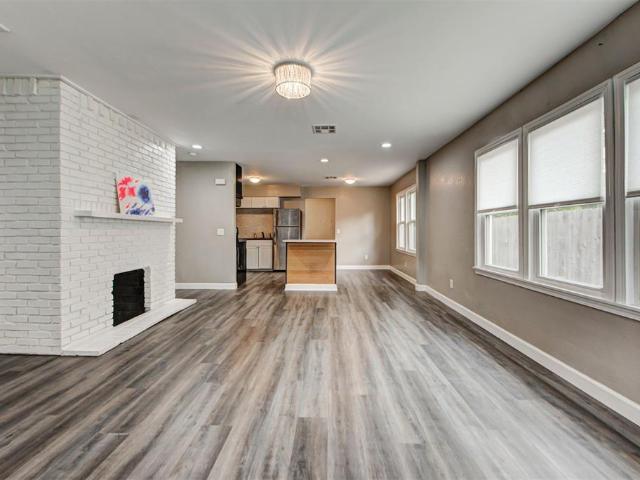 2319 NW 18th Street