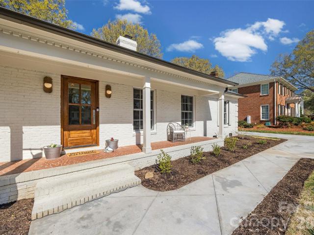 2319 Ainsdale Road