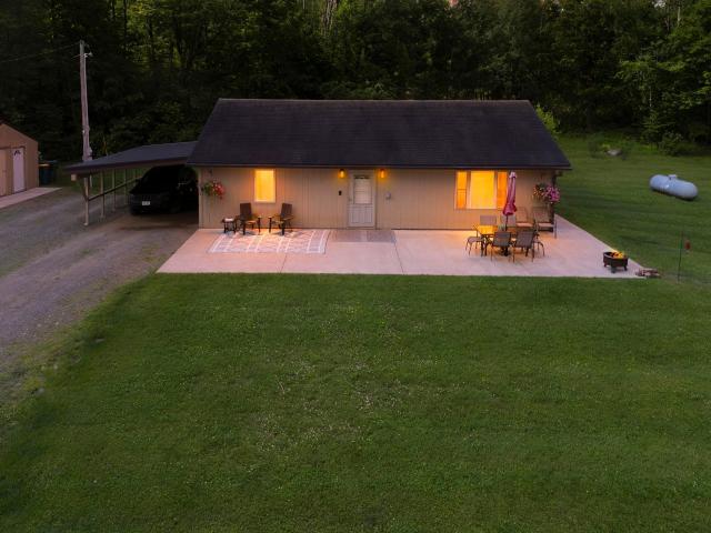 2319 Cardas Road