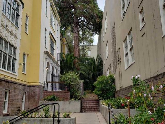 2319 College Ave. 2 Bedroom Apartment for Rent at 2319 College Ave, Berkeley, CA 94704 Southside