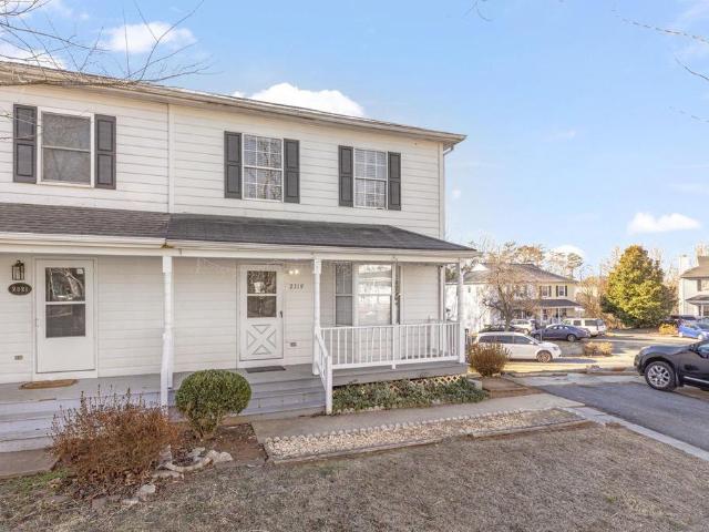 2319 Finch Ct
