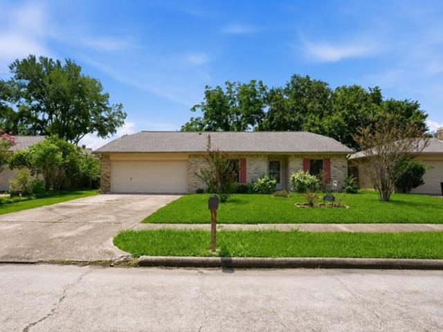 2319 Grind Stone Ln, Sugar Land, TX 77498