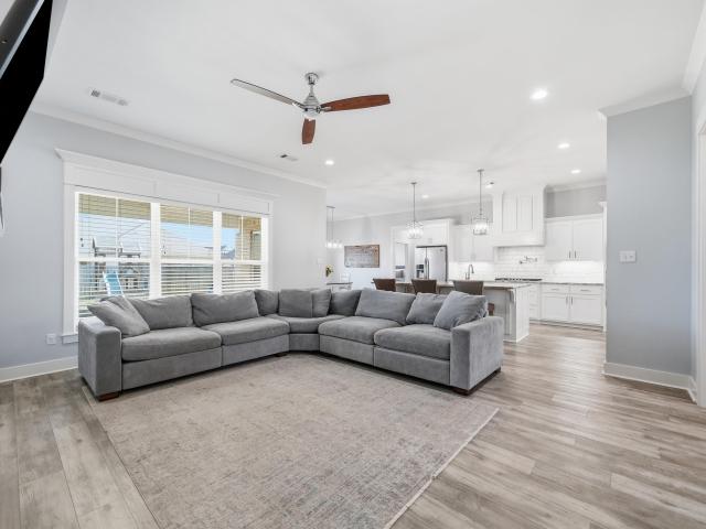 2319 Pleasant Cove