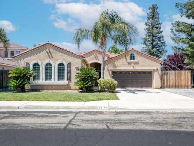 2319 Prescott Ave, Clovis, CA 93619