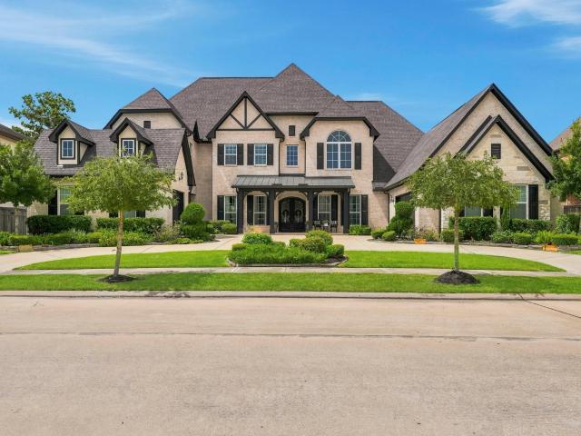 2319 Red Fox Drive