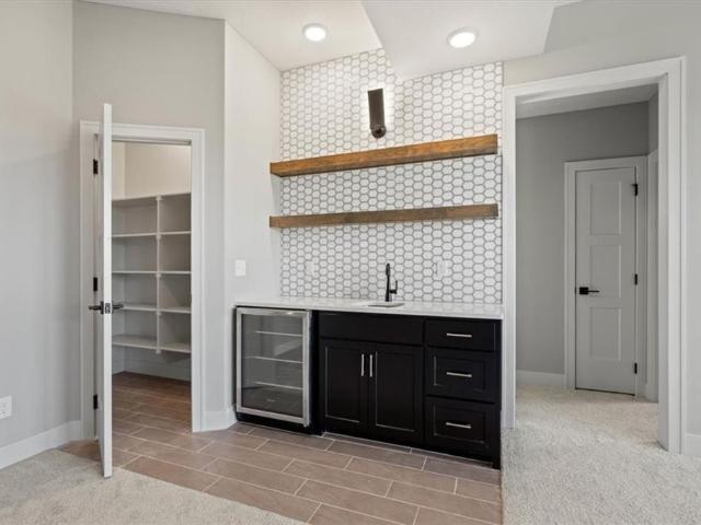 2319 SW Serena Pl, Lee's Summit, MO 64082 | MLS #2594