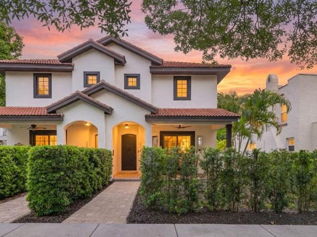 2319 7th St N, Saint Petersburg, FL 33704