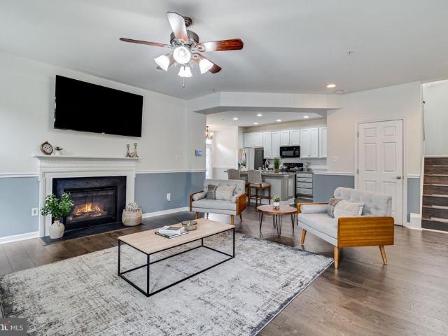23100 Poppy Way