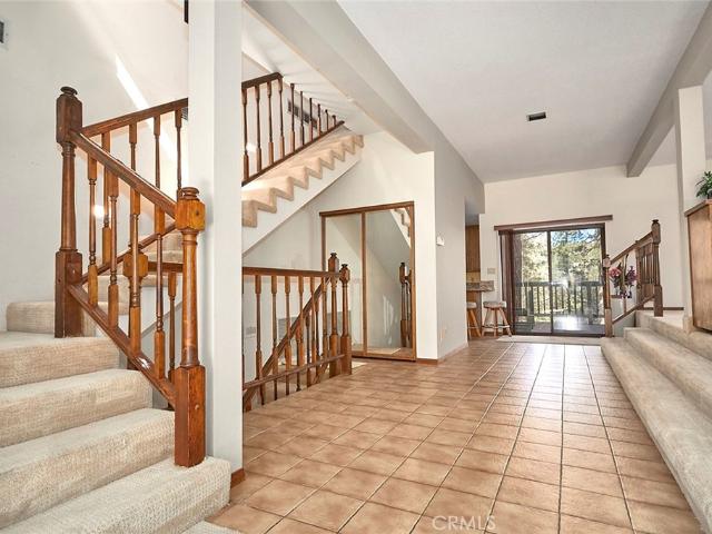 23109 Cardinal Rd, Wrightwood, CA 92397 | MLS #HD24180