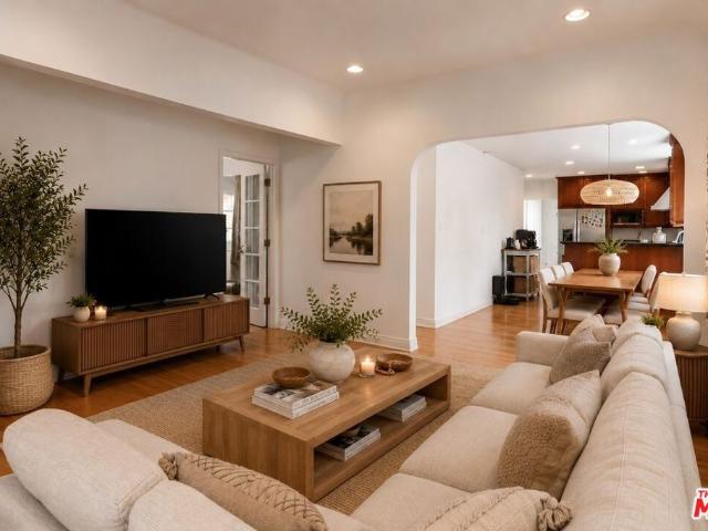 2310 Manning Avenue