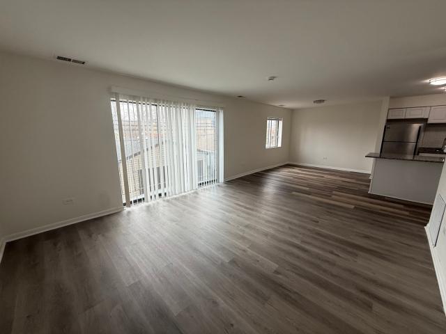 2310 N Harlem Avenue # 203
