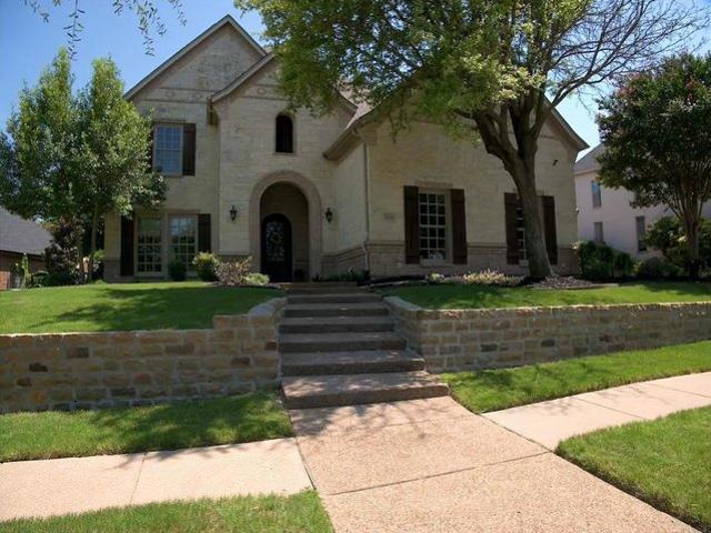 2310 Castle Creek Dr, Mansfield, TX 76063