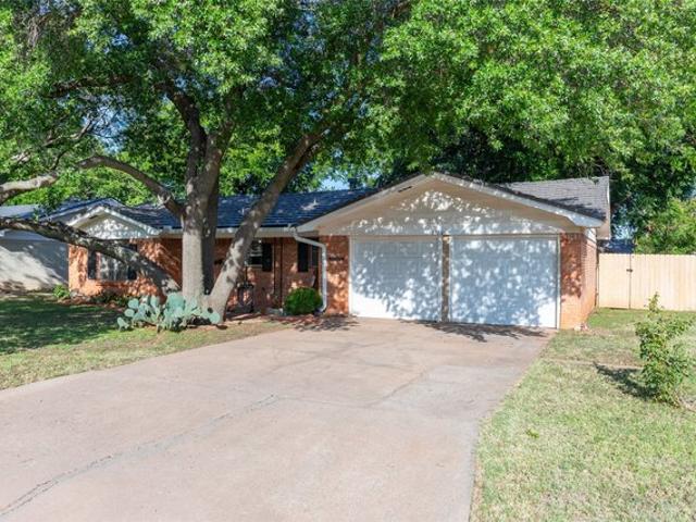 2310 Crescent Dr, Abilene, TX 79605
