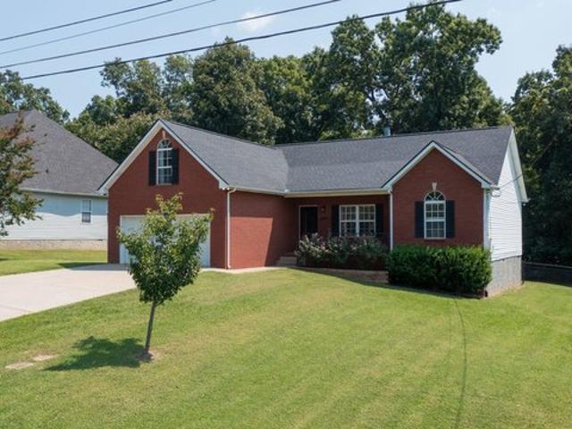 2310 Discovery Ct, La Vergne, TN 37086