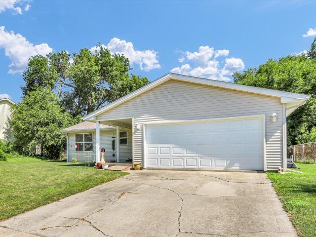 2310 E Country Squire Drive