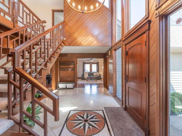 2310 E Plateau Place