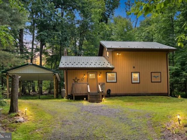 2310 Eagle Cv, Auburn, PA 17922