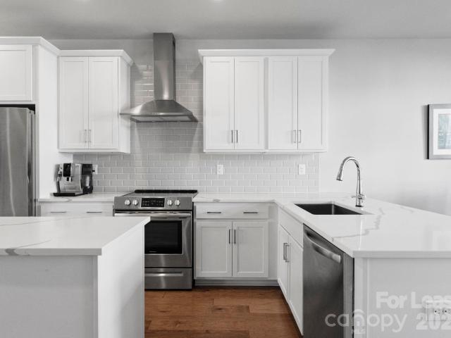 2310 Elizabeth Ml Pl, Charlotte, NC 28208 | MLS #4376 | Compass