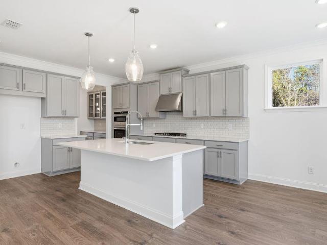 2310 Ellie Way