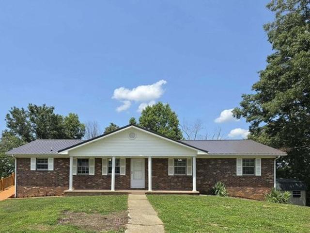 2310 Quentin Cir, Morristown, TN 37814